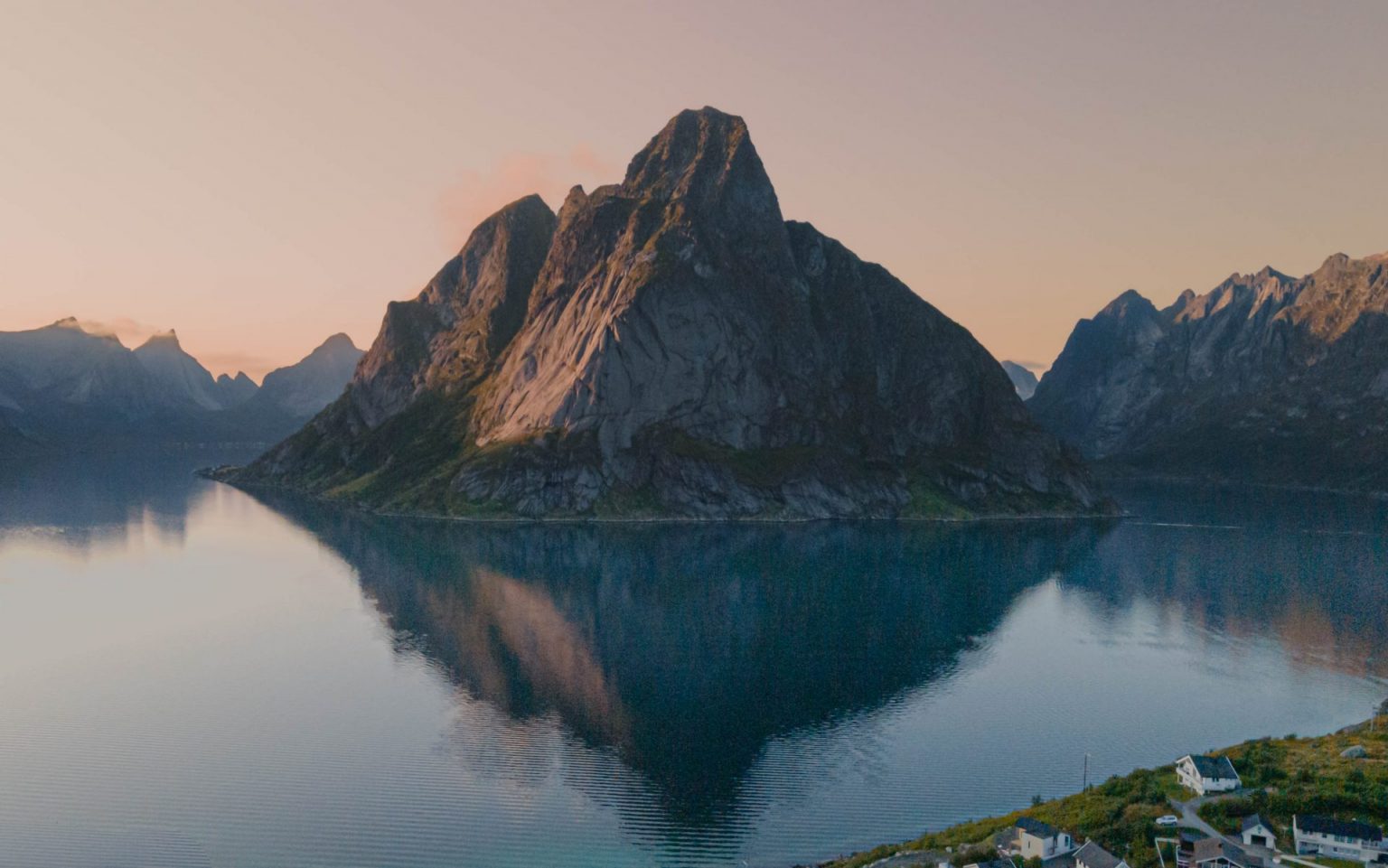 Road-trip en Norvège en été : Îles Lofoten, Vesteralen et Senja - Nos ...